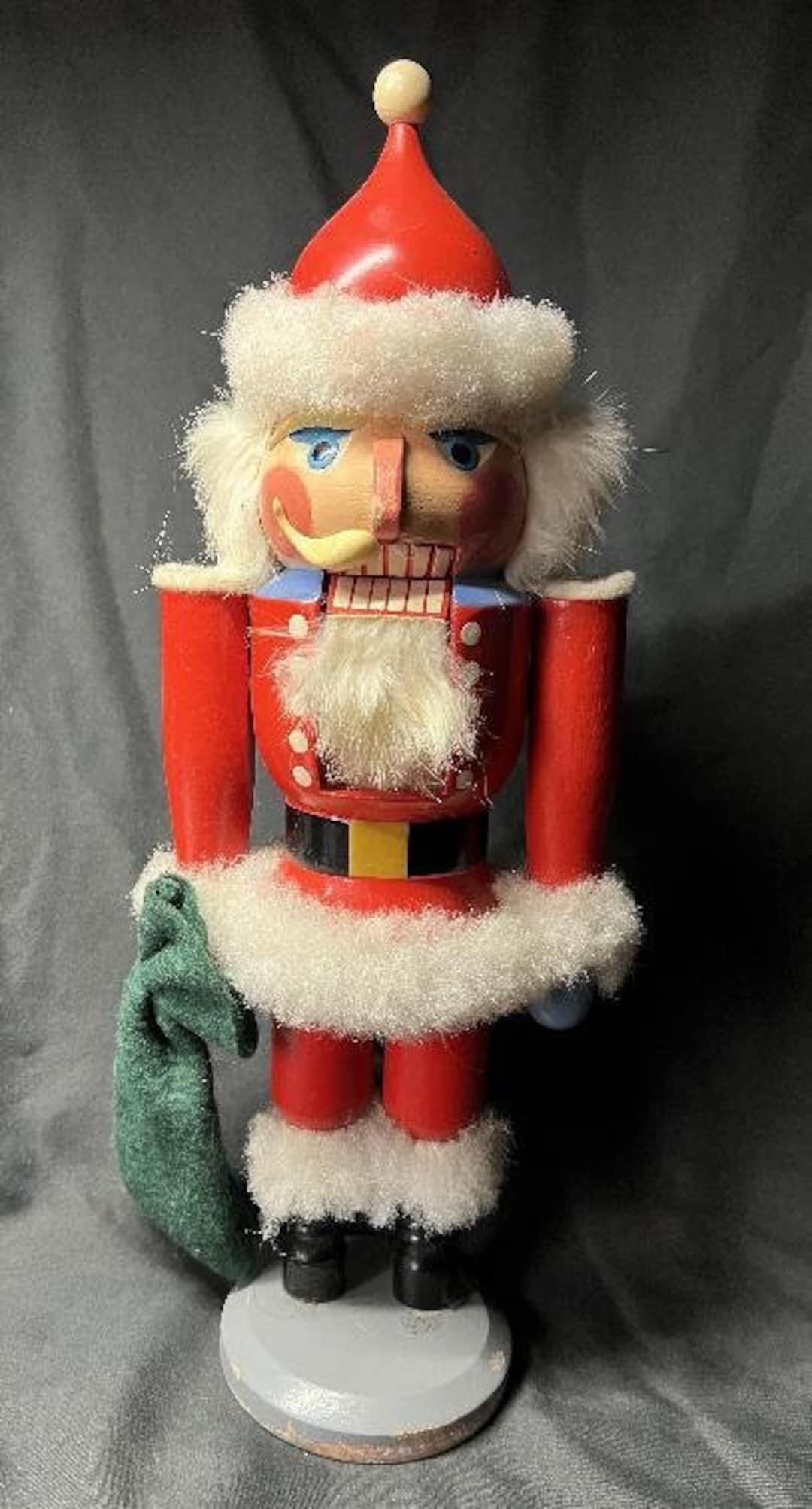 Vintage Erzgebirgische GDR East Germany Hand Painted Santa Nutcracker ...