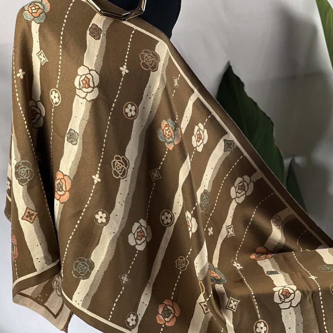 Camel Roses Scarf Glitter Roses Pattern Scarf Vintage Elegant Scarf ...