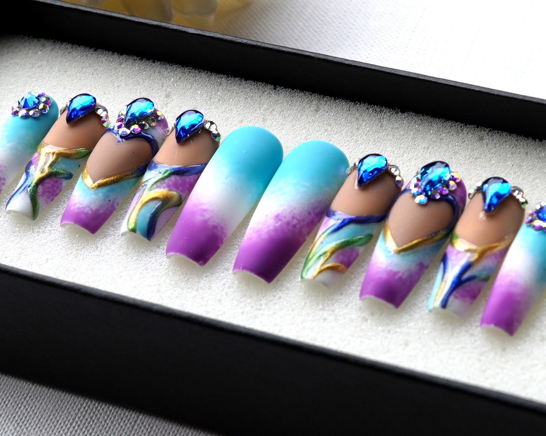 Ocean Gem Press on Nails | Abstract False Nails | Latte Elegant Wedding ...