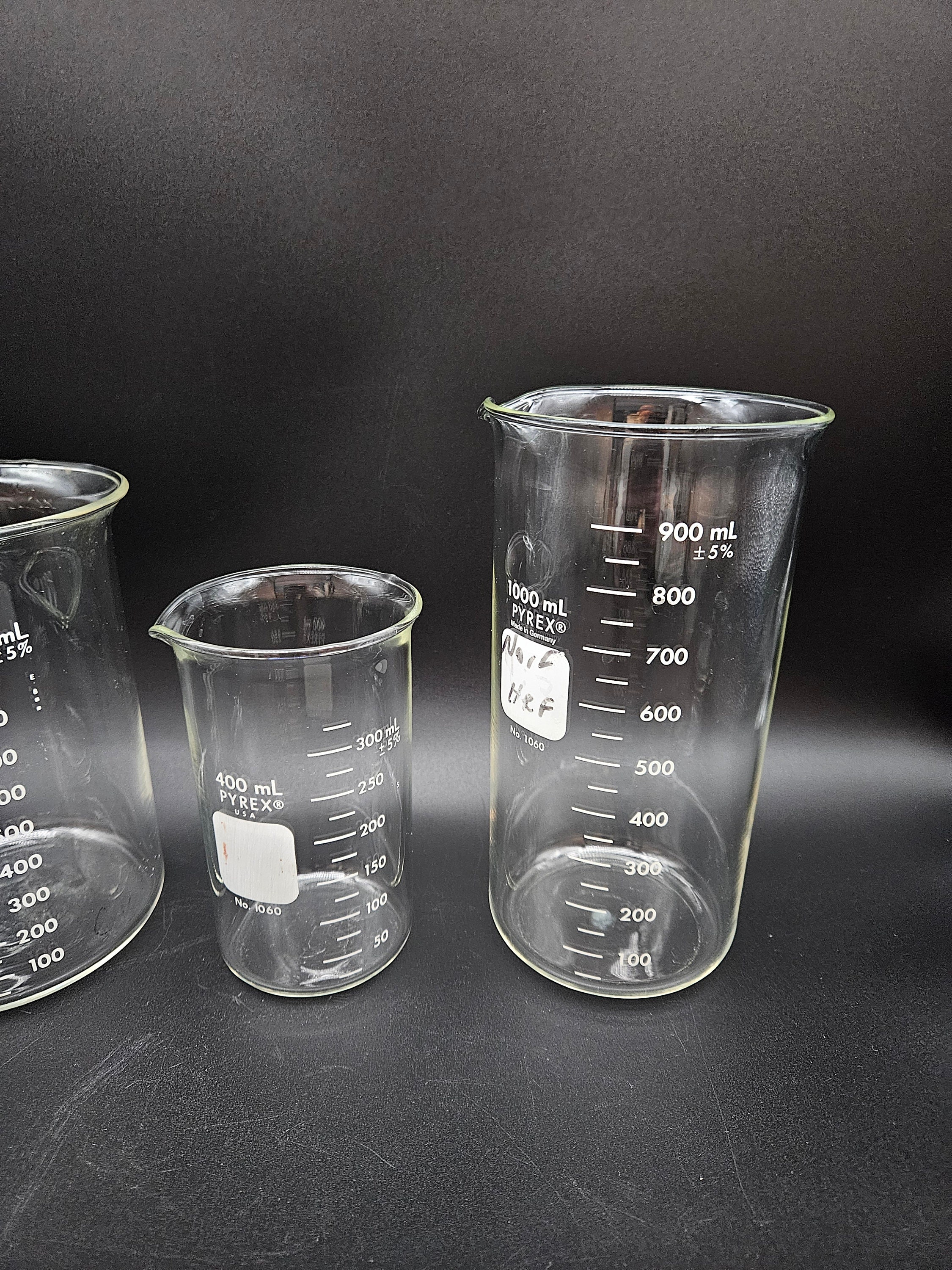 Vintage Pyrex Beakers...set of 6, From 150 Ml to 1000 Ml...laboratory ...
