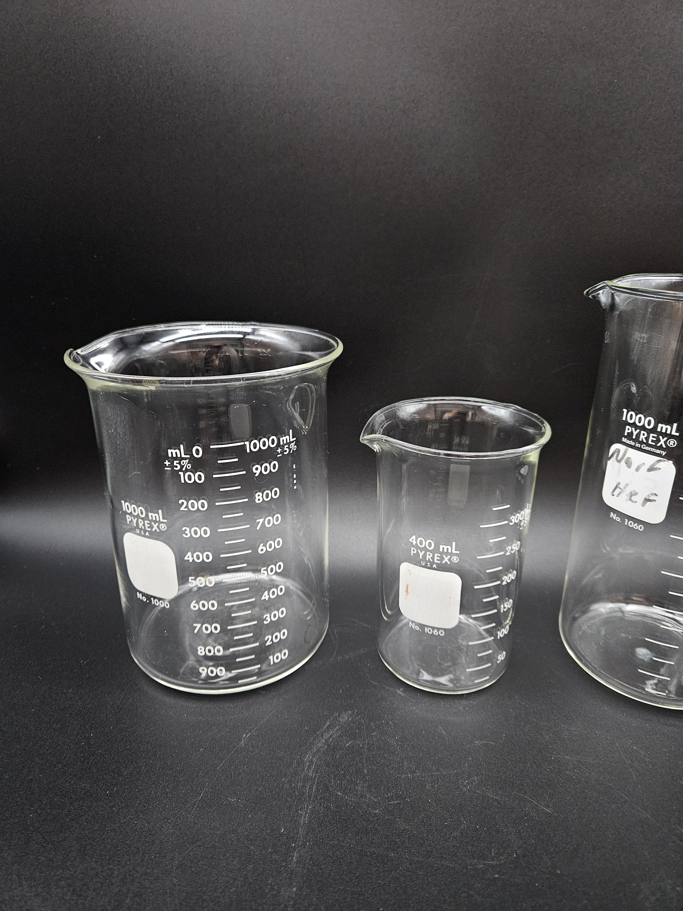 Vintage Pyrex Beakers...set of 6, From 150 Ml to 1000 Ml...laboratory ...