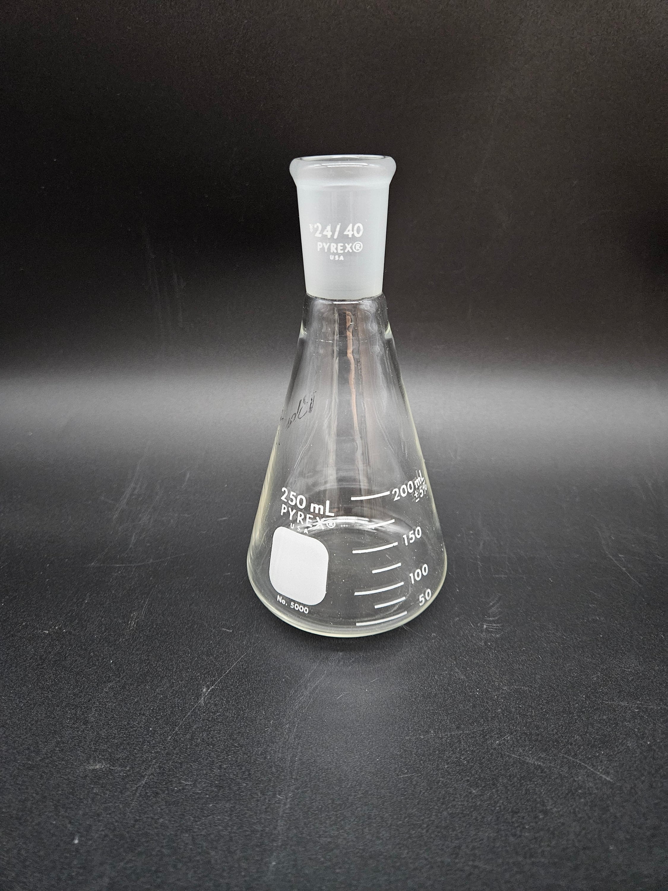 Vintage Laboratory Glassware....lot of 8 Erlenmeyer/conical Flasks ...