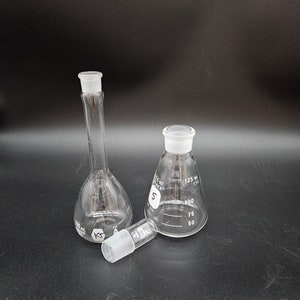 Vintage Pyrex Laboratory Glassware...large Lot of 9 Pieces...laboratory ...