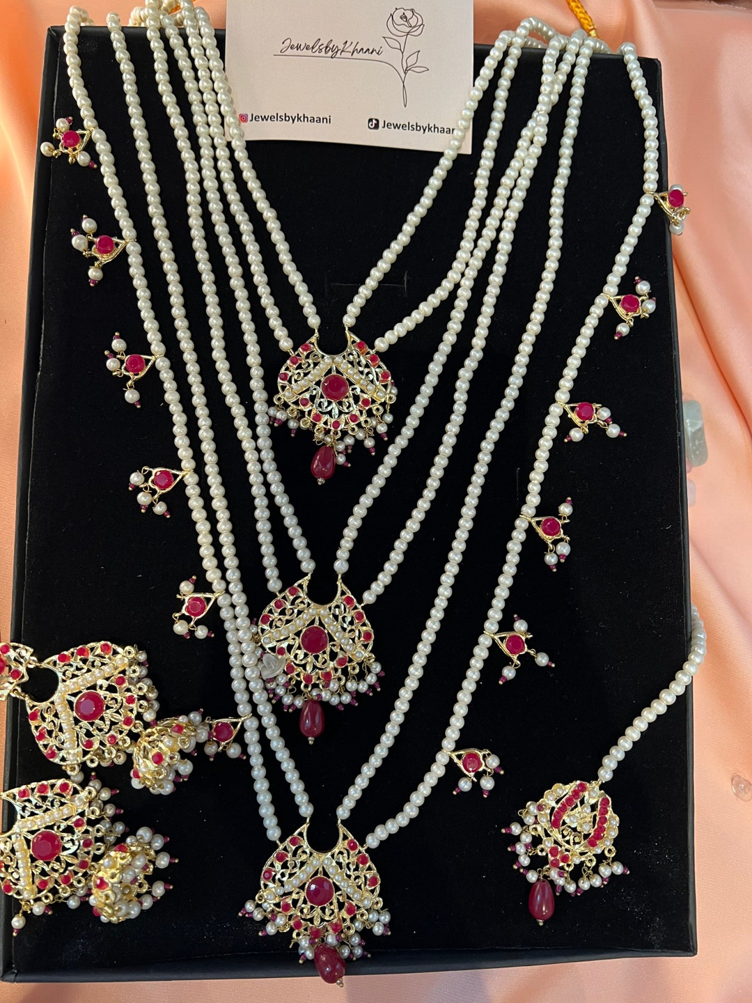Red and White Indian Long Mala Set With Mang Tikka and Earrings • Rani ...