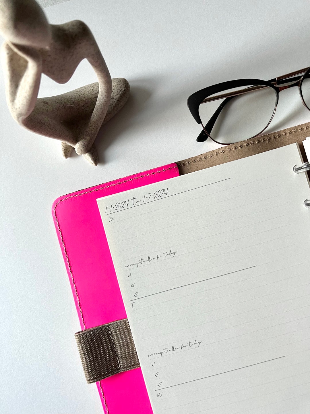 Weekly Insert Cursive Font 2024 & Undated Weekly Planner Inserts WO2P ...