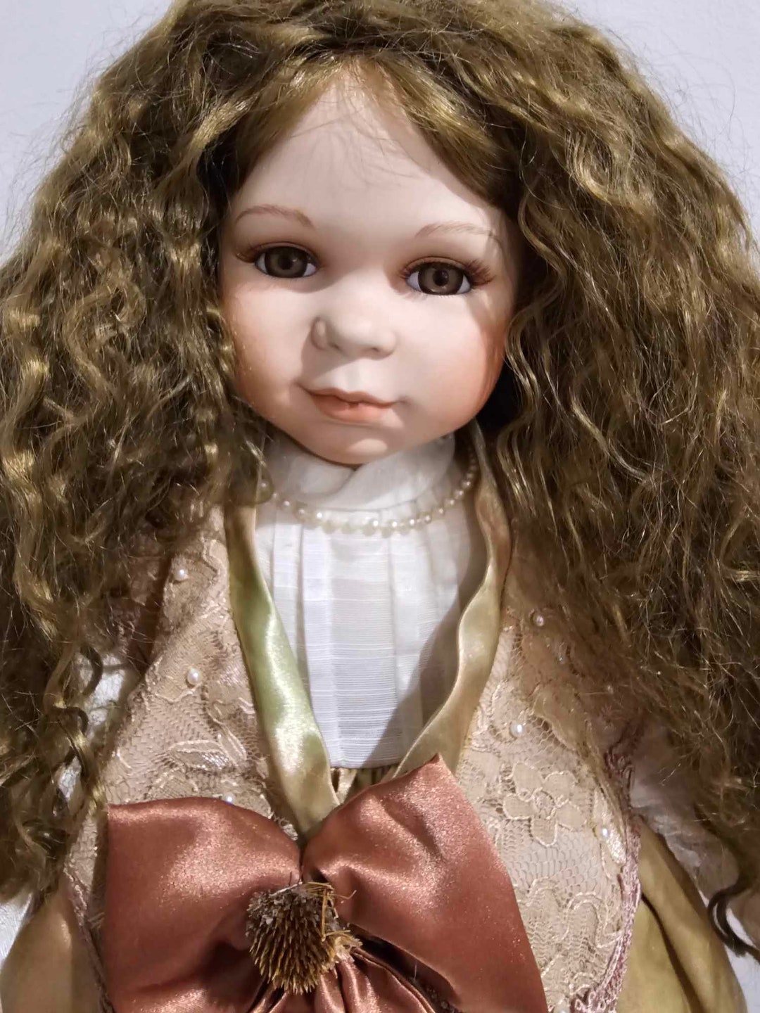 Vera-healing Witch-crystal Witch-anxiety-fearless-haunted Doll - Etsy