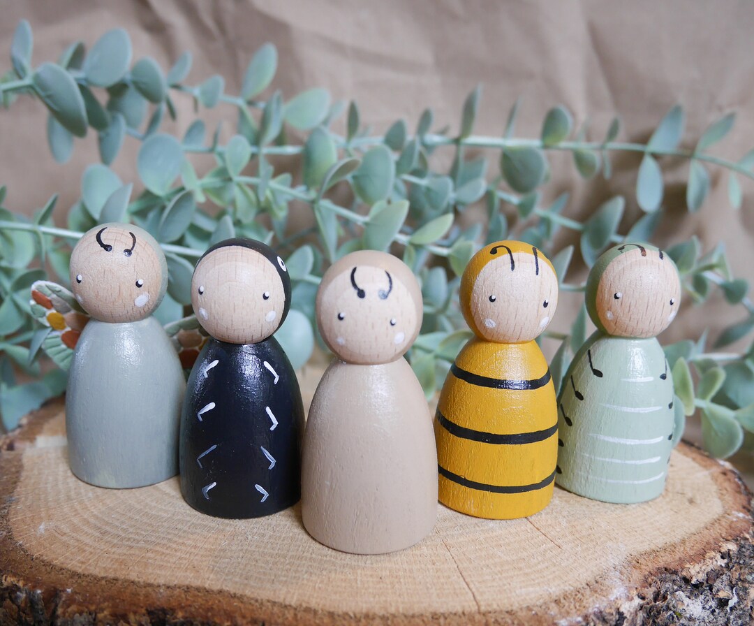 Insects Creepy Crawlies Peg Dolls Play-butterfly-caterpillar-set-wooden ...