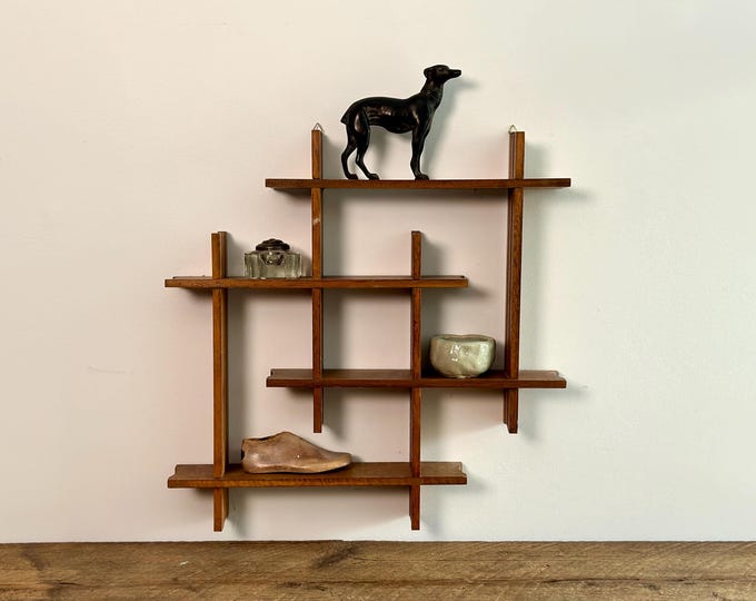 Vintage Mid-century Wood Trinket Display Shelf, Likely in Teak, From ...