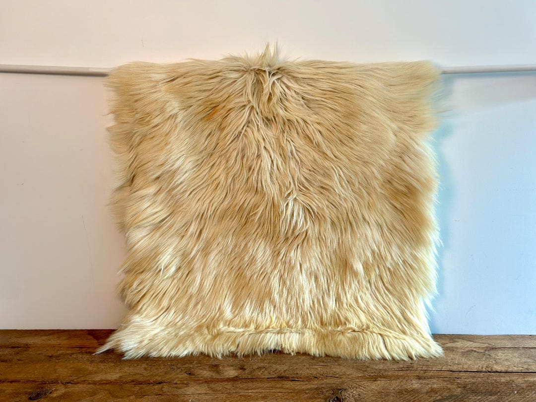 Vintage White/beige Fur Rug Runner or Bed Runner Made of Real Fur - Etsy
