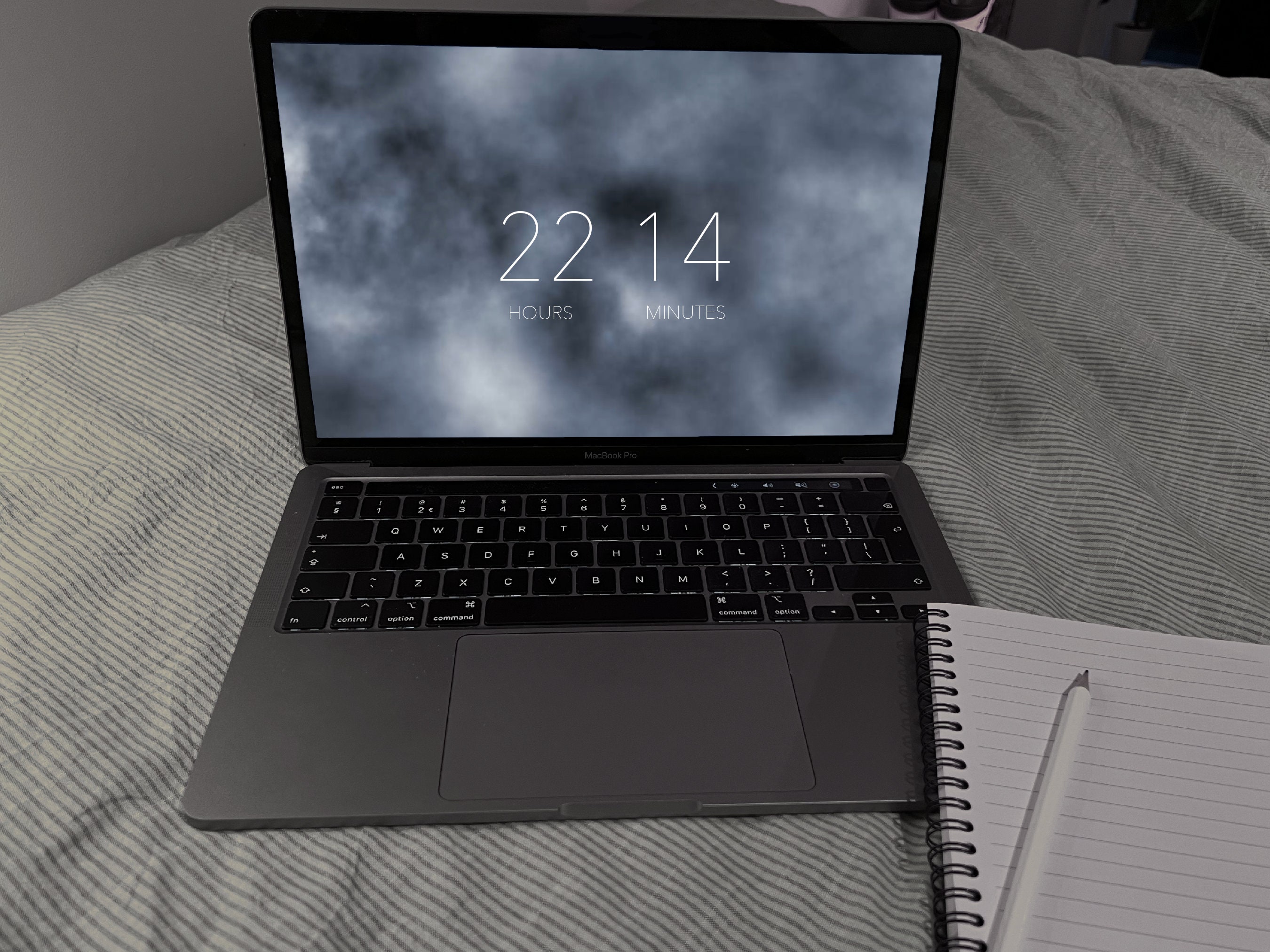 CLOUDS | Animated Clock Screensaver (2 Pack) | Minimalistic Desktop ...