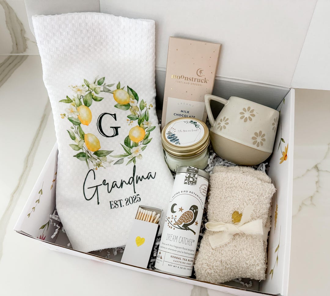 New Grandma Gift Basket / Nana Gigi Granny Gift Box / Gift Box for Nana ...