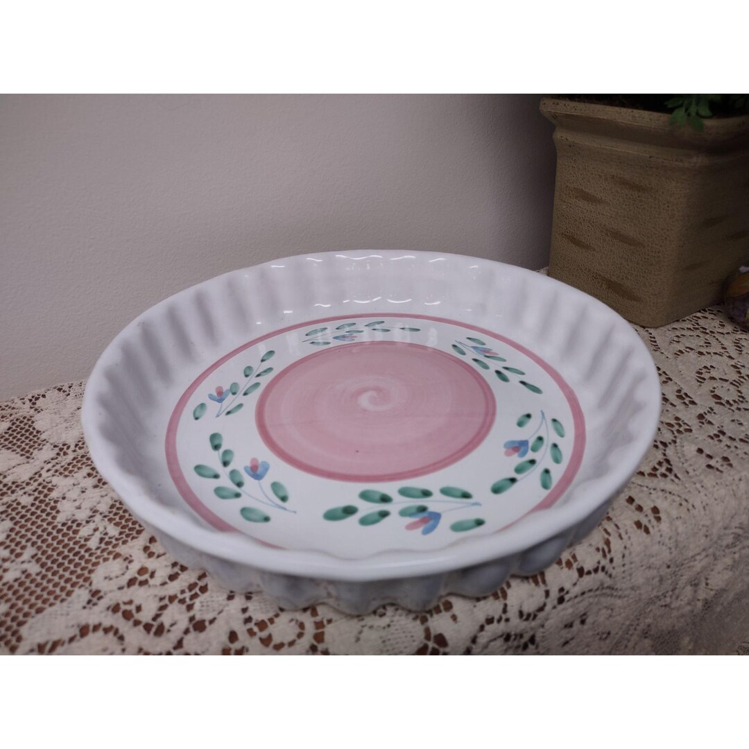Caleca Italy Vintage Fluted Ceramic Pie Dish With Floral Design & Pink ...