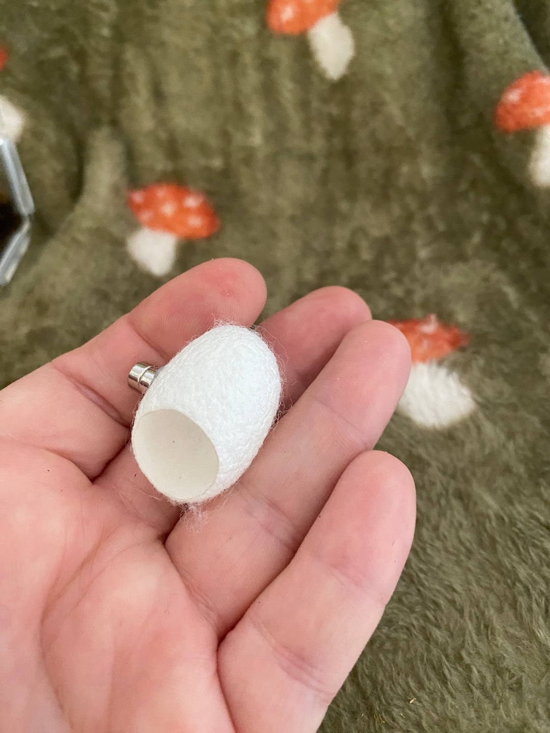 Silk Cocoons With Magnets for Jumping Spiders - Etsy