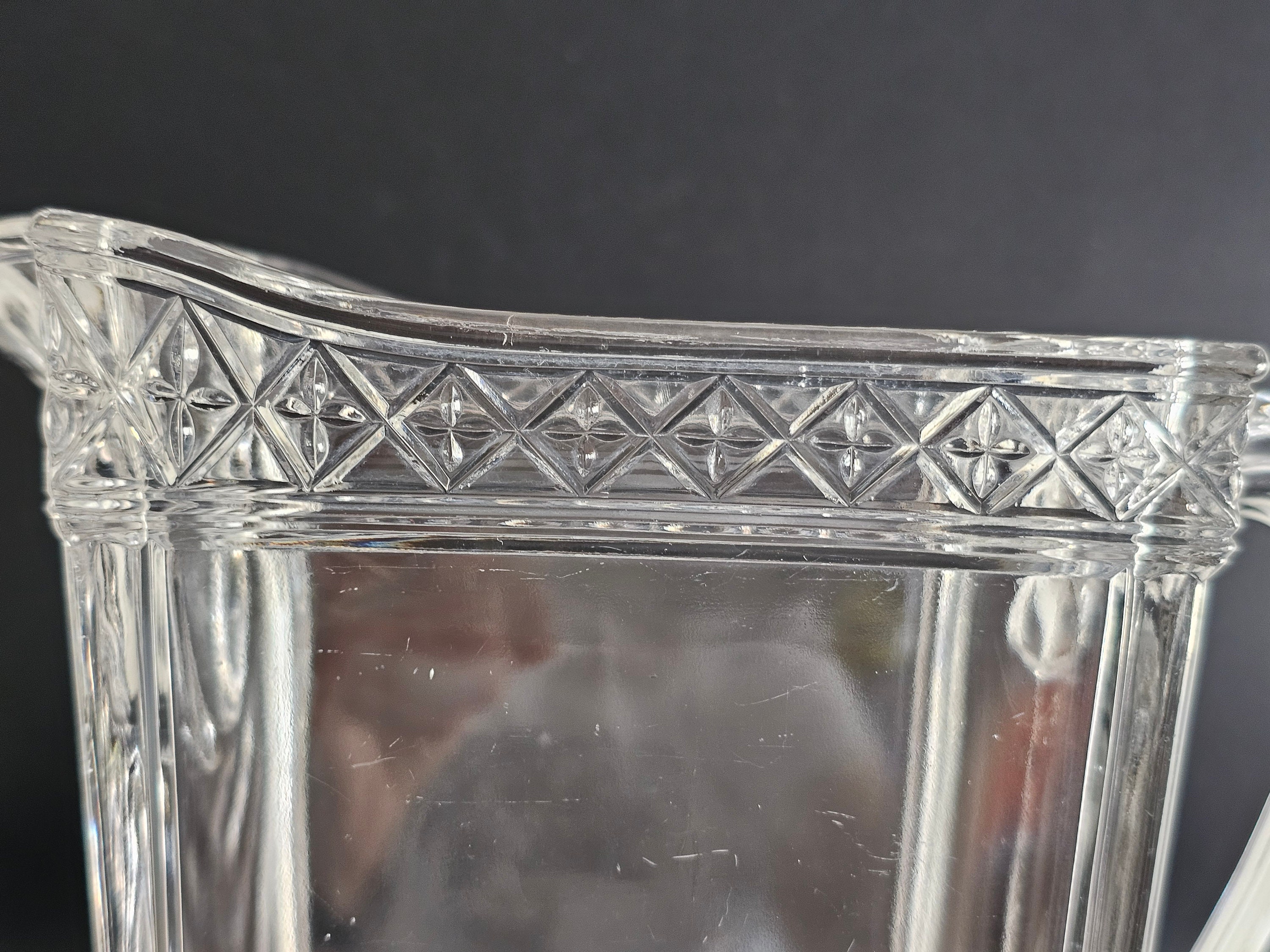 Antique Adams and Co Box and Pleat Square Pedestal Clear Glass Water ...