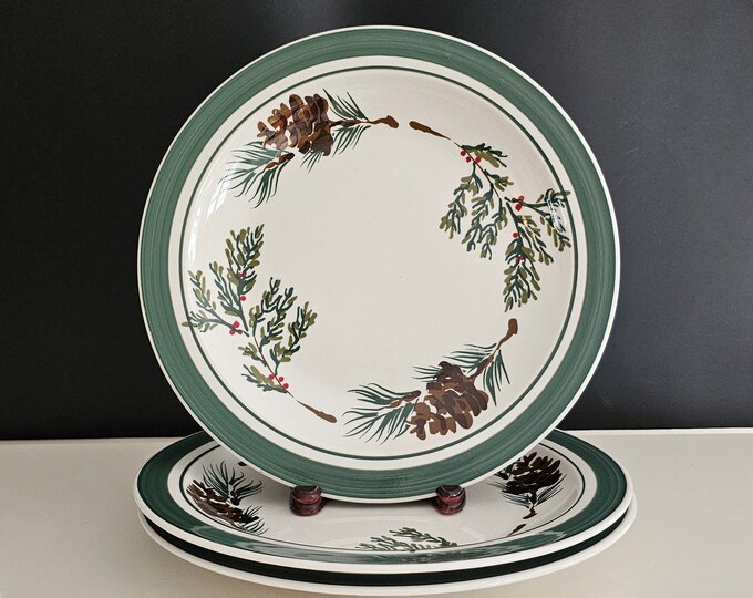 LL Bean EVERGREEN Stoneware Set of 3 Dinner Plates Holiday Pinecone ...