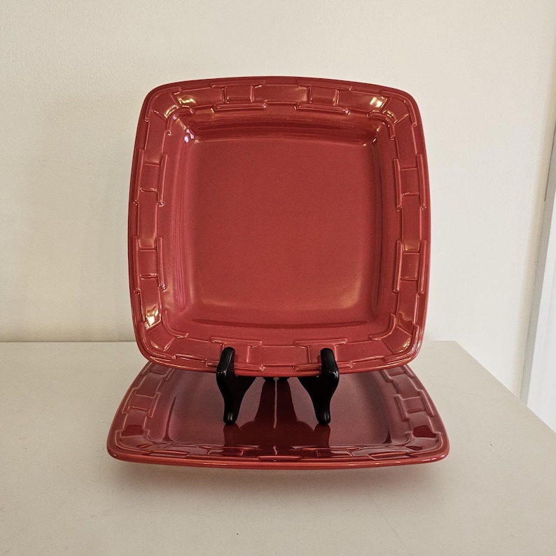 Longaberger Woven Traditions Tomato Red Square Dinner Plate SET OF 2 ...