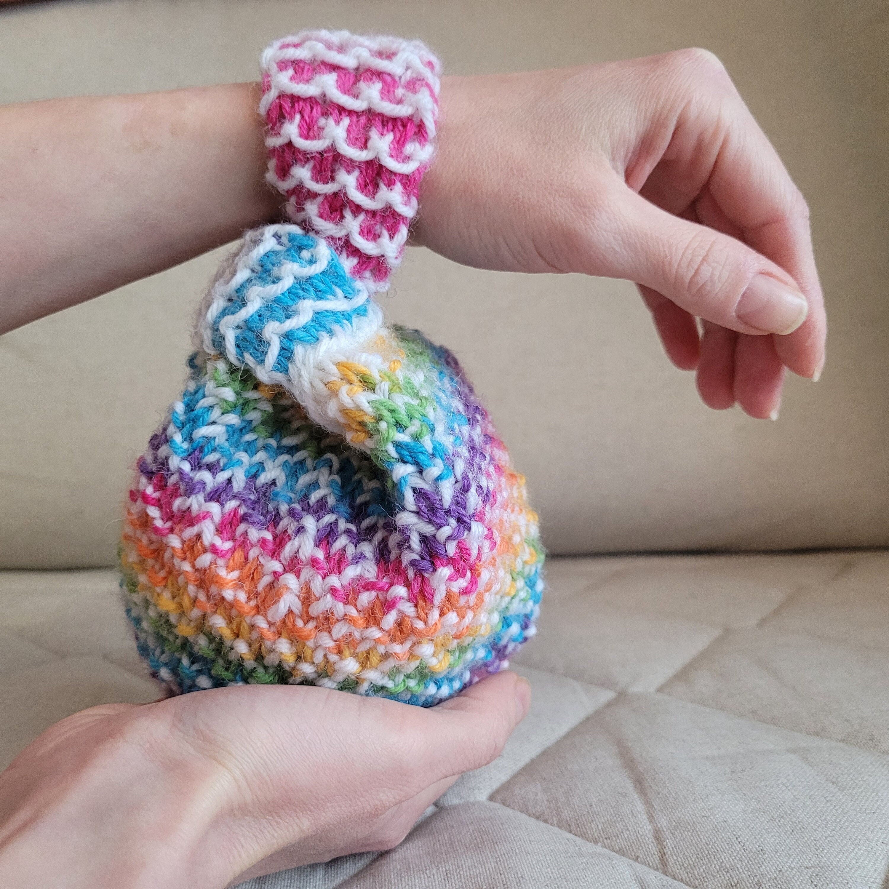 Knot Bag Knitting Pattern, Knitted Wrist Bag Pattern, Handbag / Dice ...