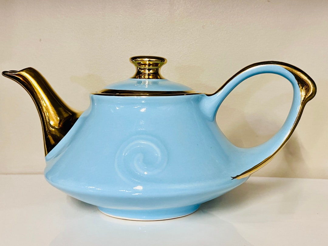 Vintage Teapot 1950s Pearl China Co 22k Gold Decorated. Tea Party Decor ...