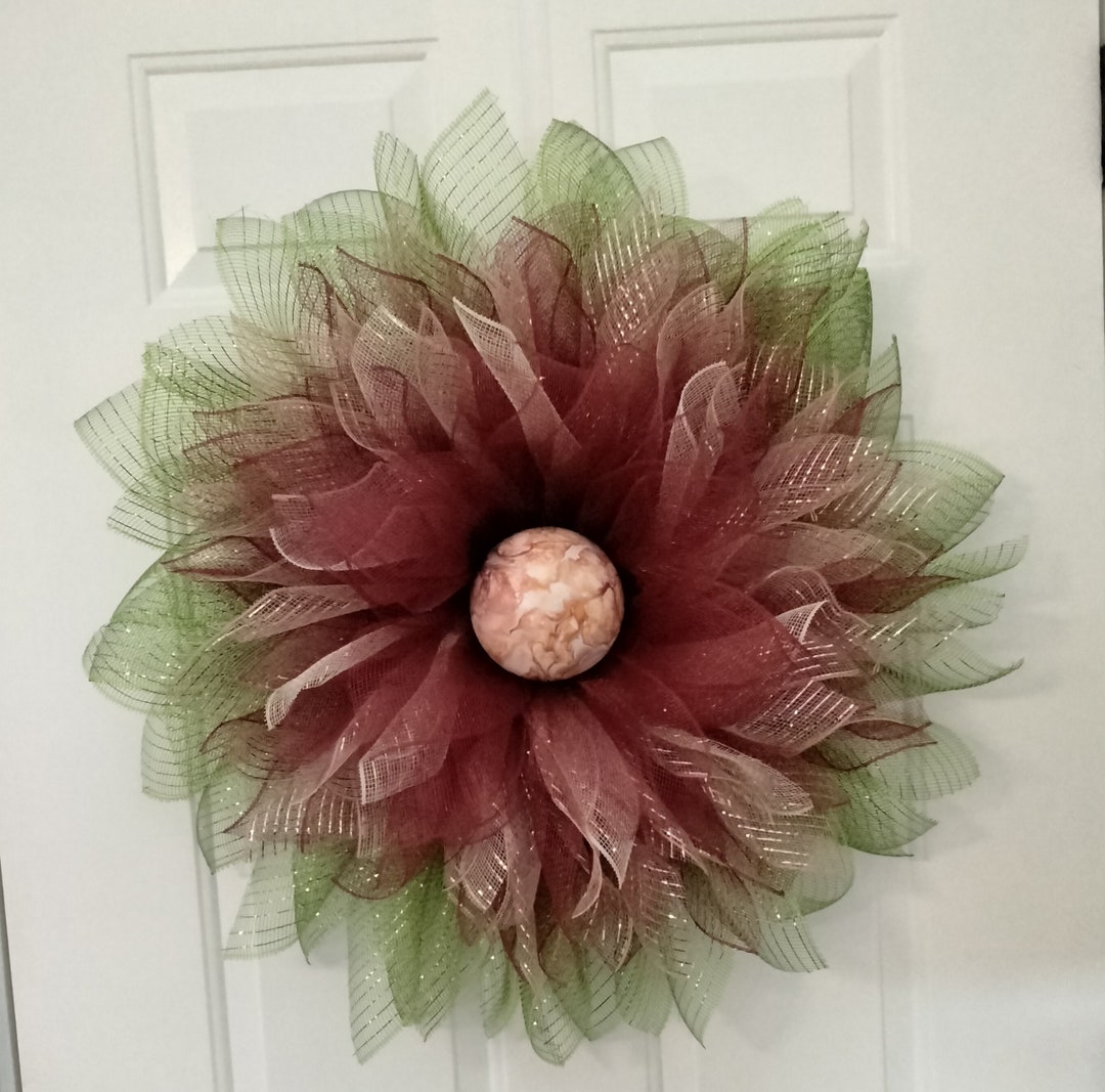 Pancake Wreath, Burgundy and Green Christmas Wreath, Flower Wreath ...