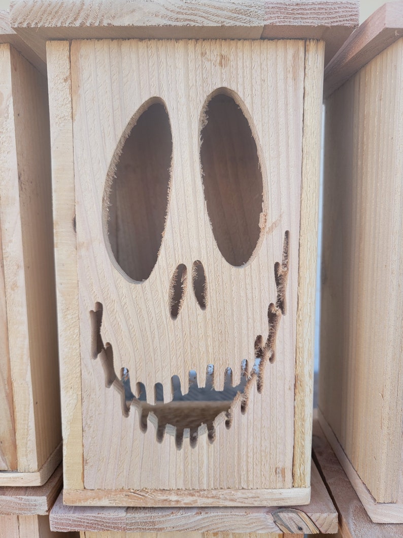 Spooky Halloween Light up Box - Etsy