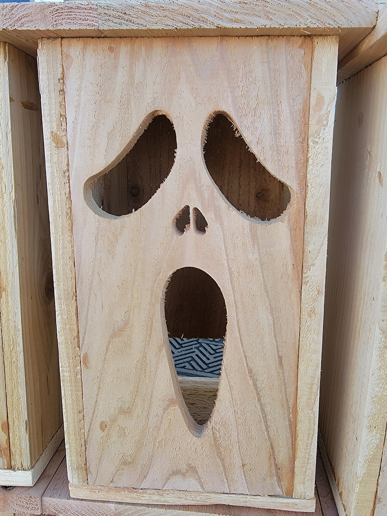 Spooky Halloween Light up Box - Etsy