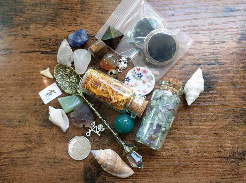 Crow Crystal Treasure Confetti Mystery Scoop Witches Brew - Etsy