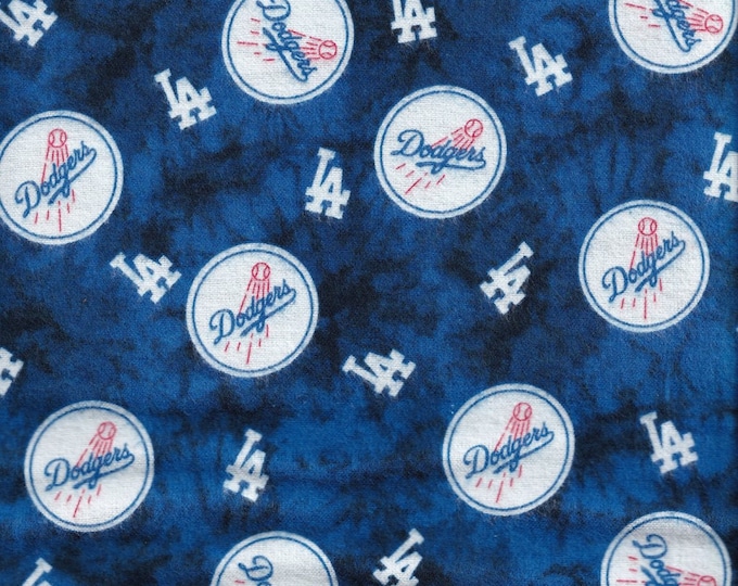 1 Yard MLB Fabric Chicago Cubs Baseball in Blue FLANNEL From Fabric ...
