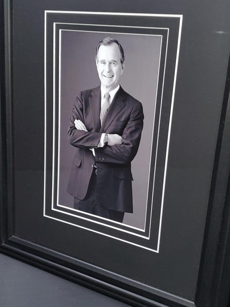 George H. W. Bush, congresista, embajador ante la ONU, presidente del ...