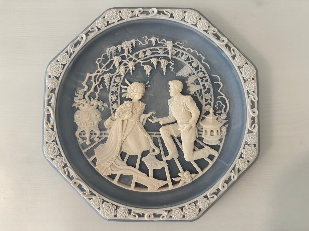 Vintage Incolay Studios Stone Wall Plate Madama Butterfly 3D Series of ...