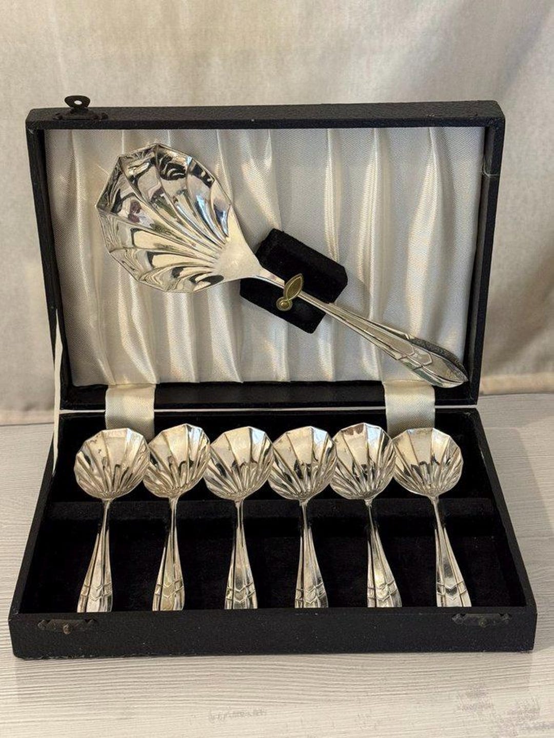 Vintage Yeoman Plate Silver Plated Fruit Dessert Spoons Set of 6 With ...
