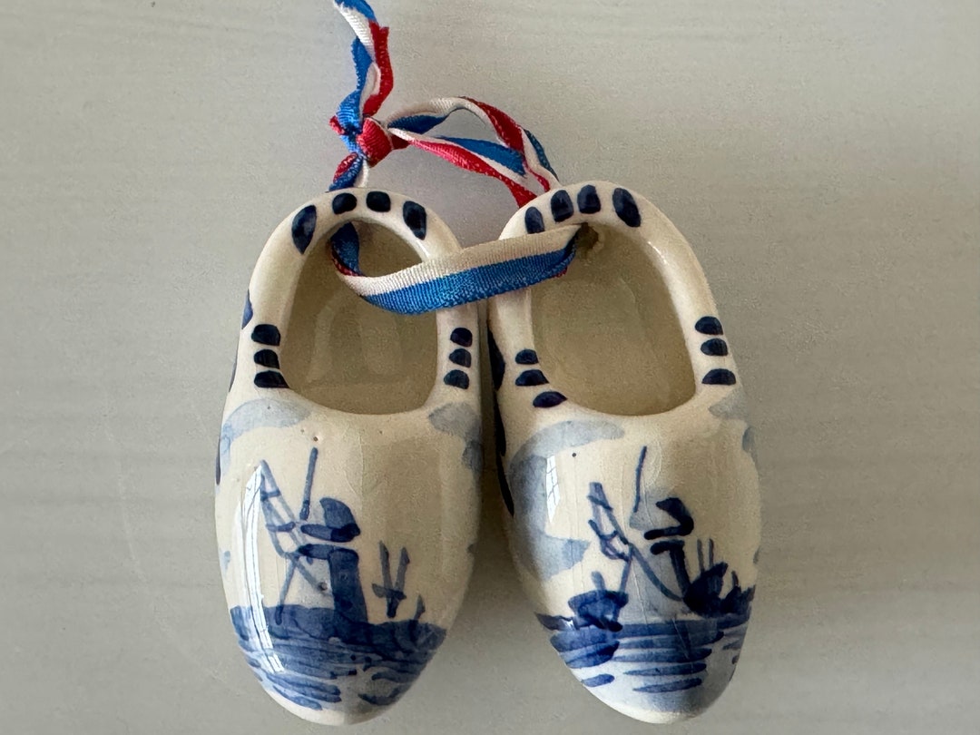 Vintage Ceramic Delft Blue Holland Shoes Clogs Dutch Windmills Holland ...