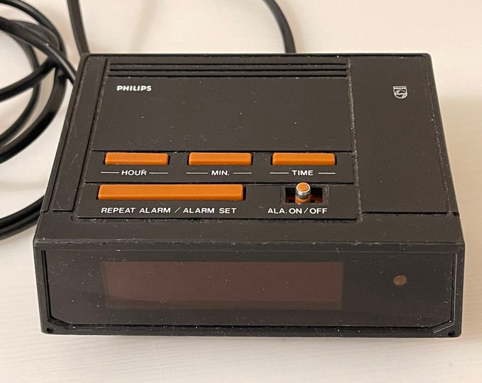 Vintage Philips Digital Alarm Clock, Both Battery and Mains Power ...