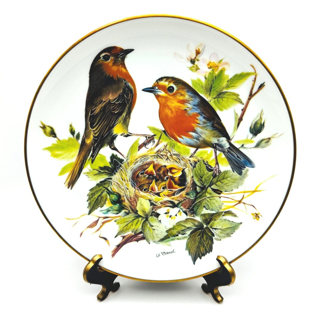 Charming Red Robins With Nest - Vintage Ursula Band Plate - Limited ...