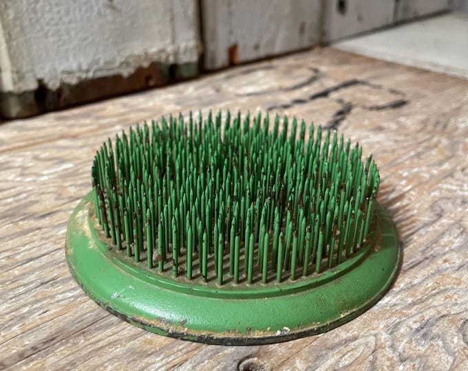 Vintage Large Pin Cushion Frog - Green Flower Frog - Vogue Metal Frog ...