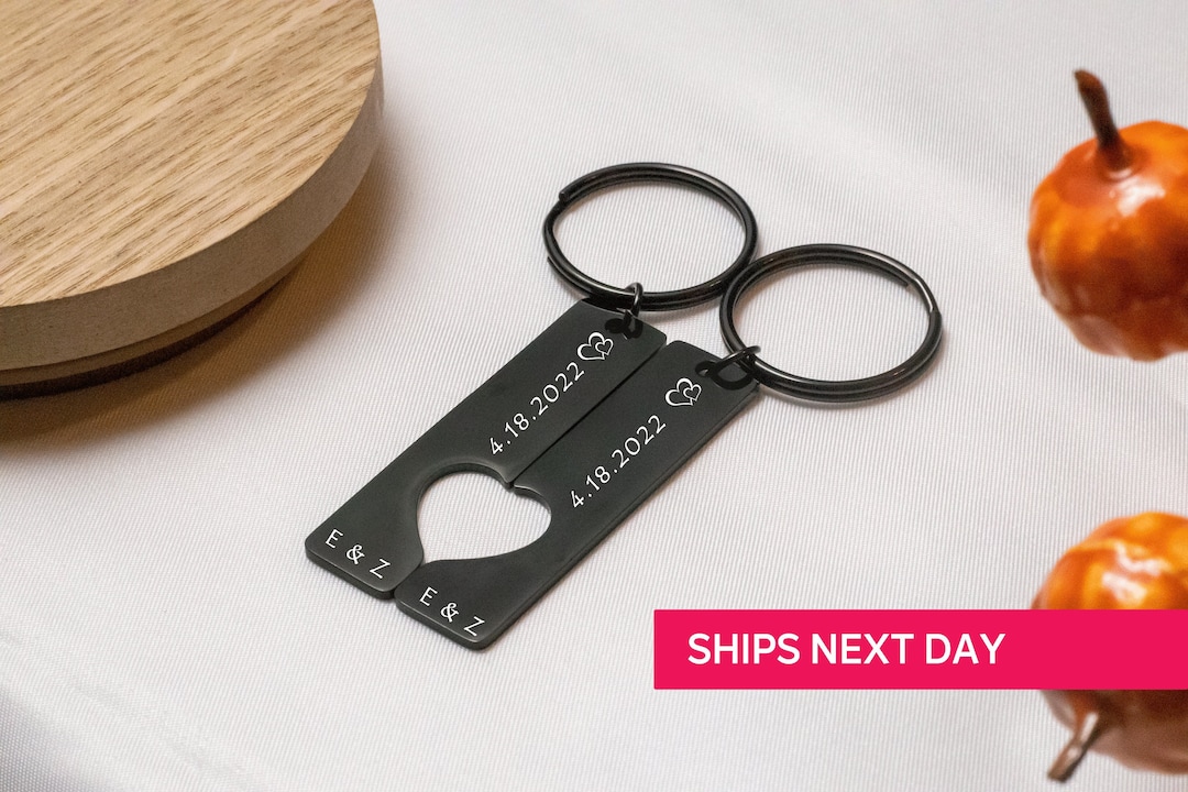 Custom Engraved Heart Couple Keychain Set, Wedding Date Keyring With ...