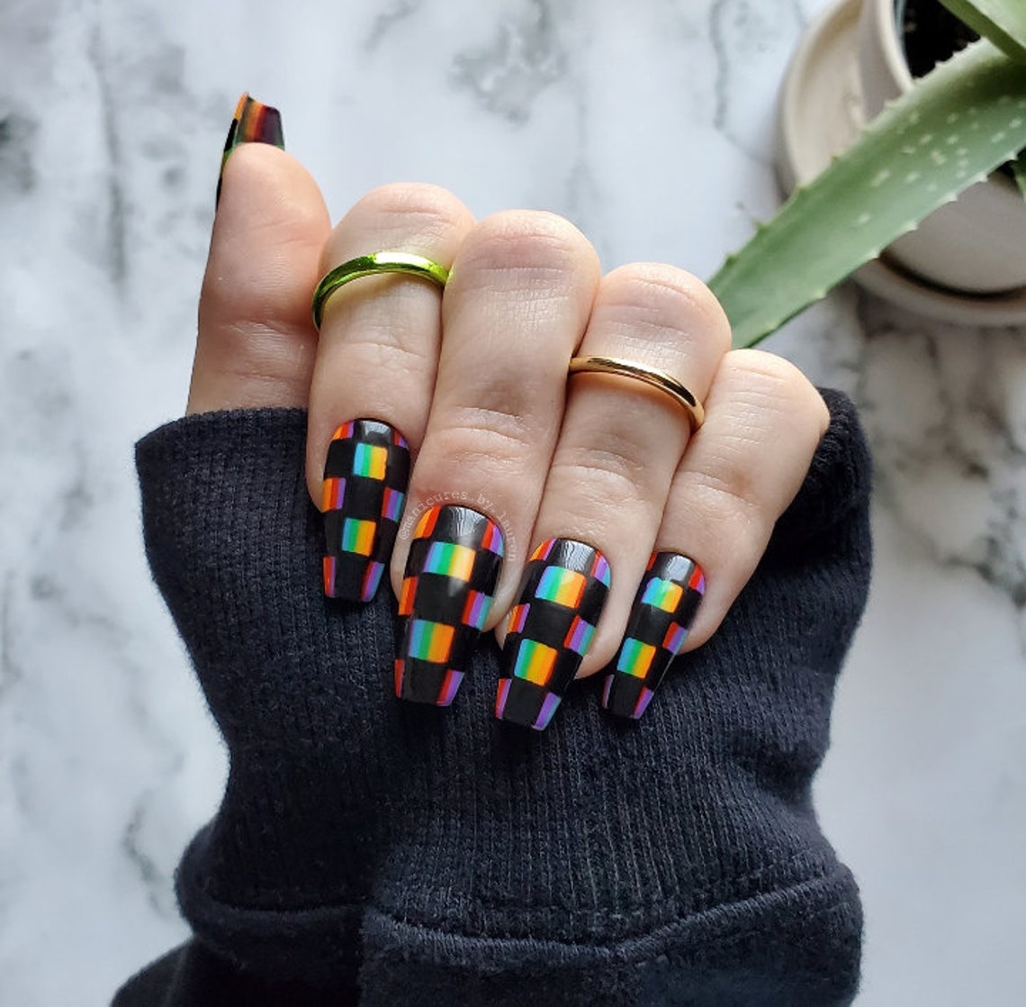 Rainbow Checkered Print Press on Nail Set - Etsy