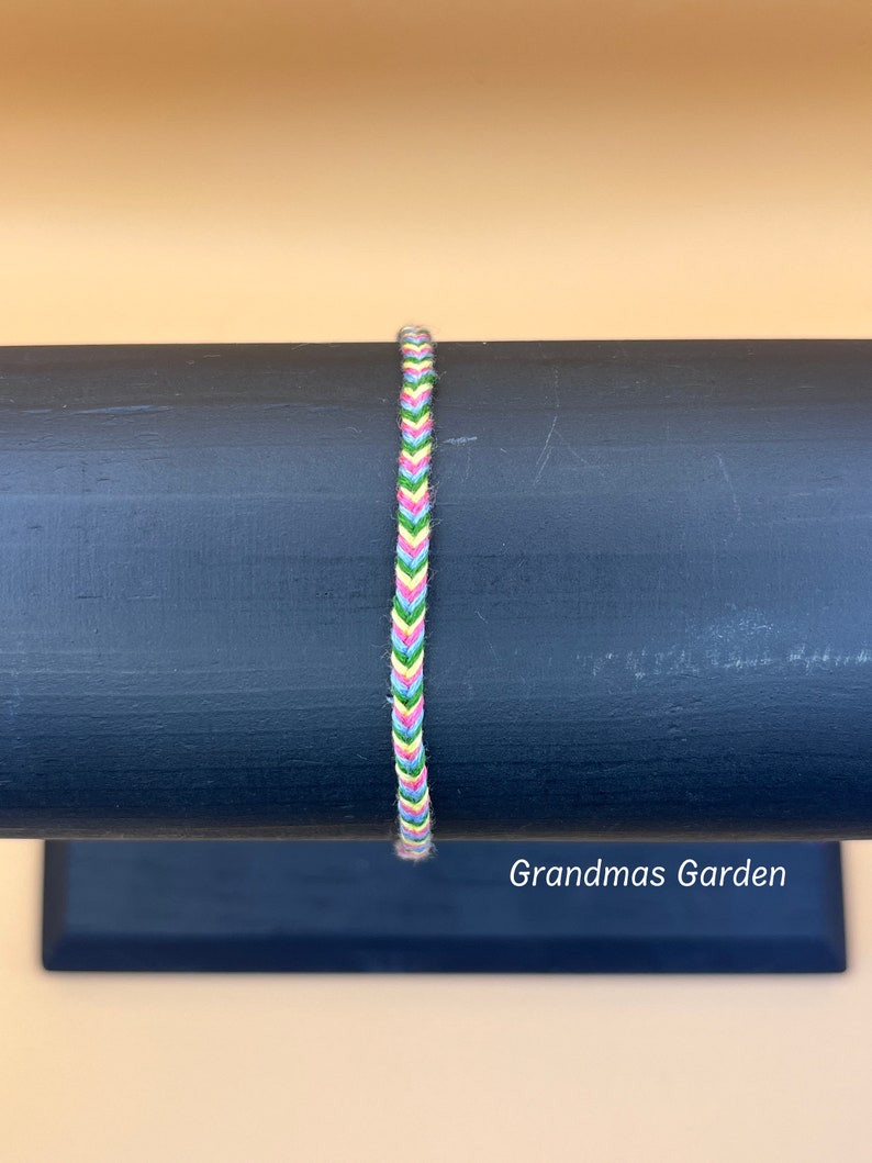 CUSTOMIZABLE Fishtail Braided Friendship Bracelet Woven String Bracelet ...