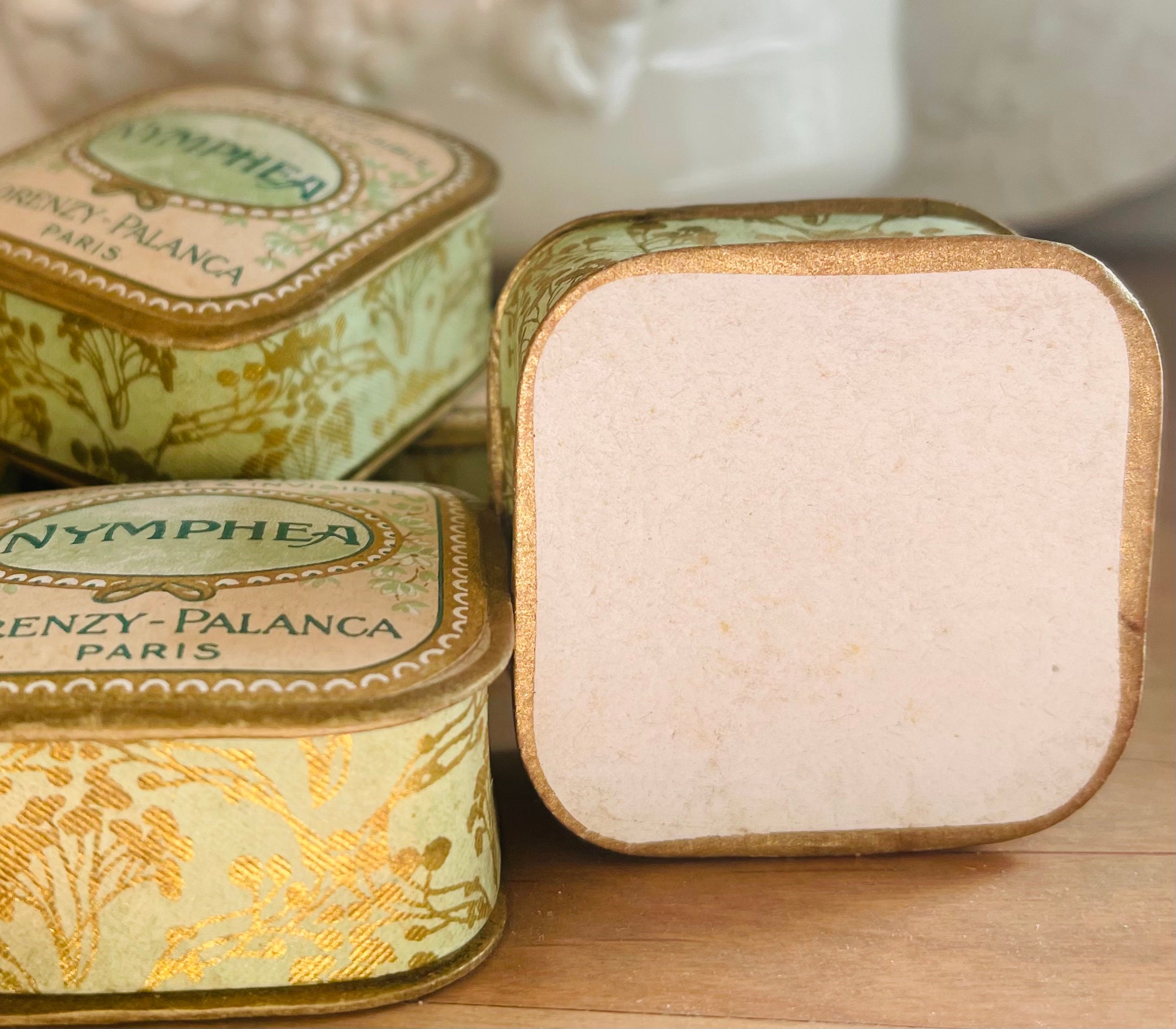 RARE Nymphea Lorenzy-palanca PARIS Antique Face Powder Boxes - Etsy