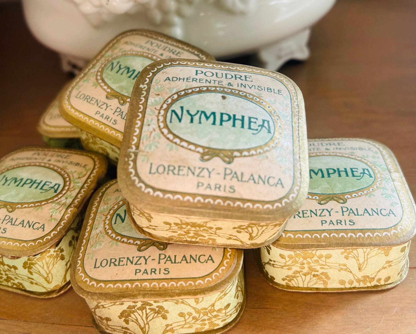 RARE Nymphea Lorenzy-palanca PARIS Antique Face Powder Boxes - Etsy