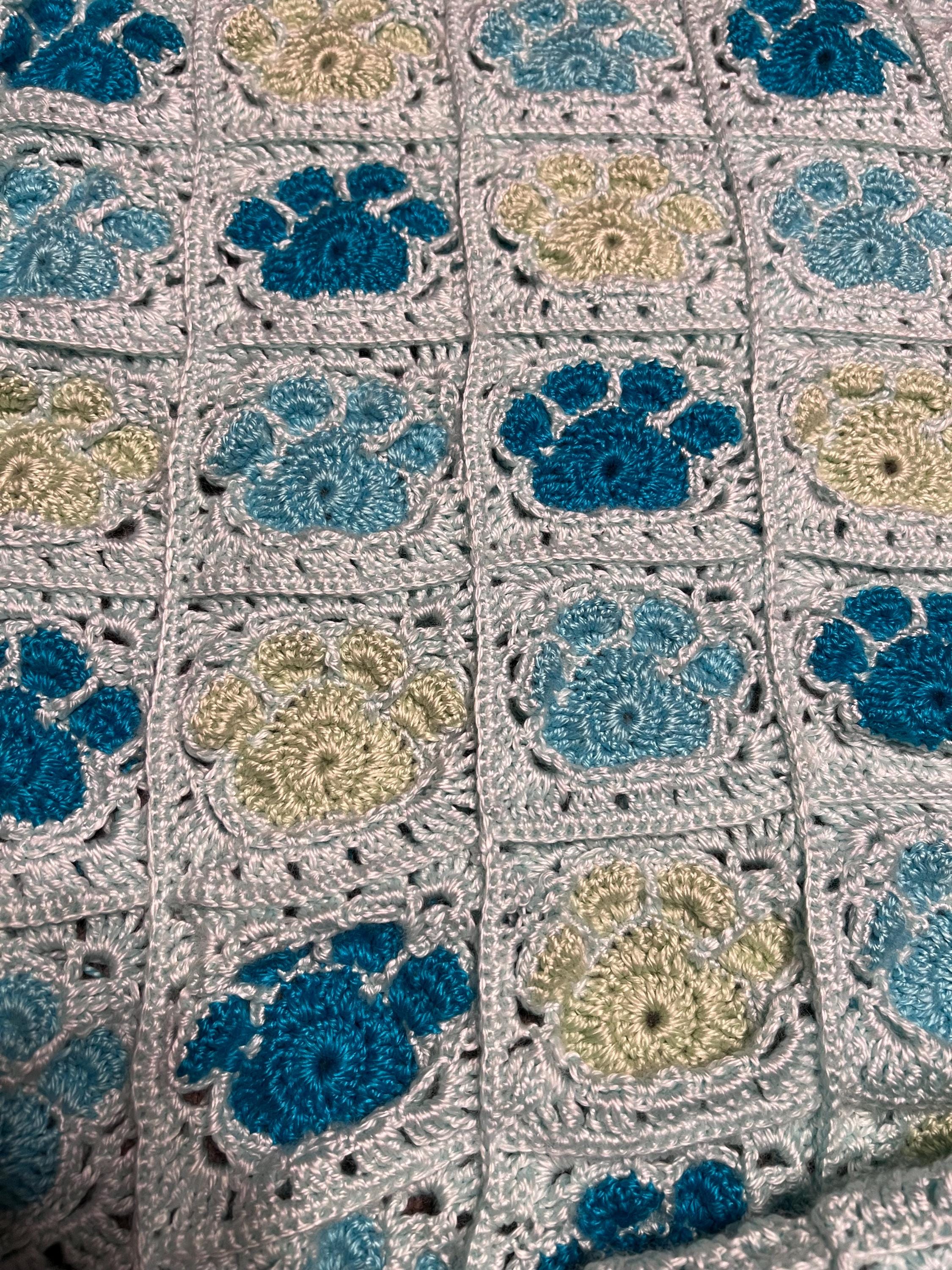 Paw Print Afghan -handmade Crocheted - Etsy