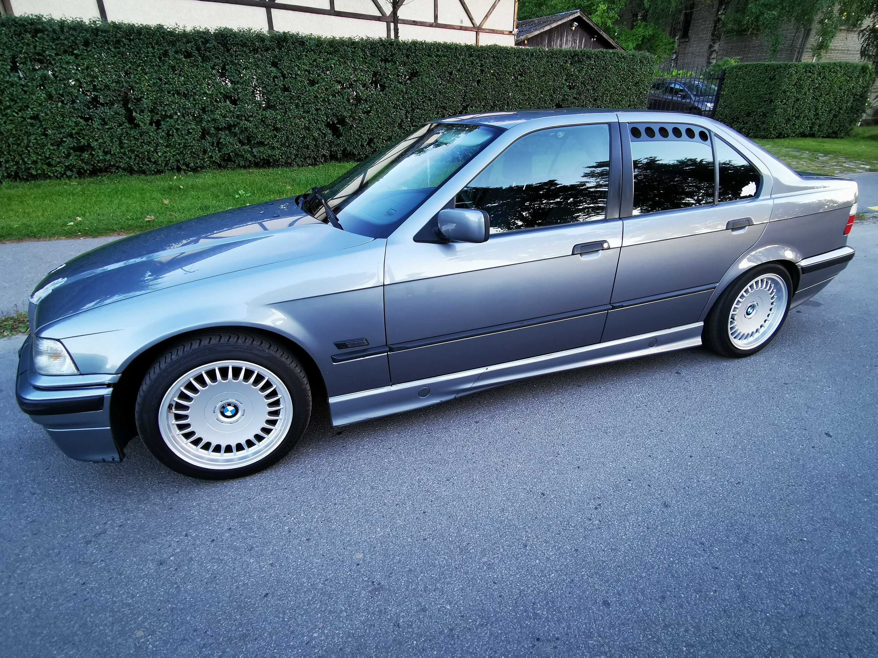 Black Glossy Window Vents for E36 BMW Sedan Rear Style Tuning Parts ...