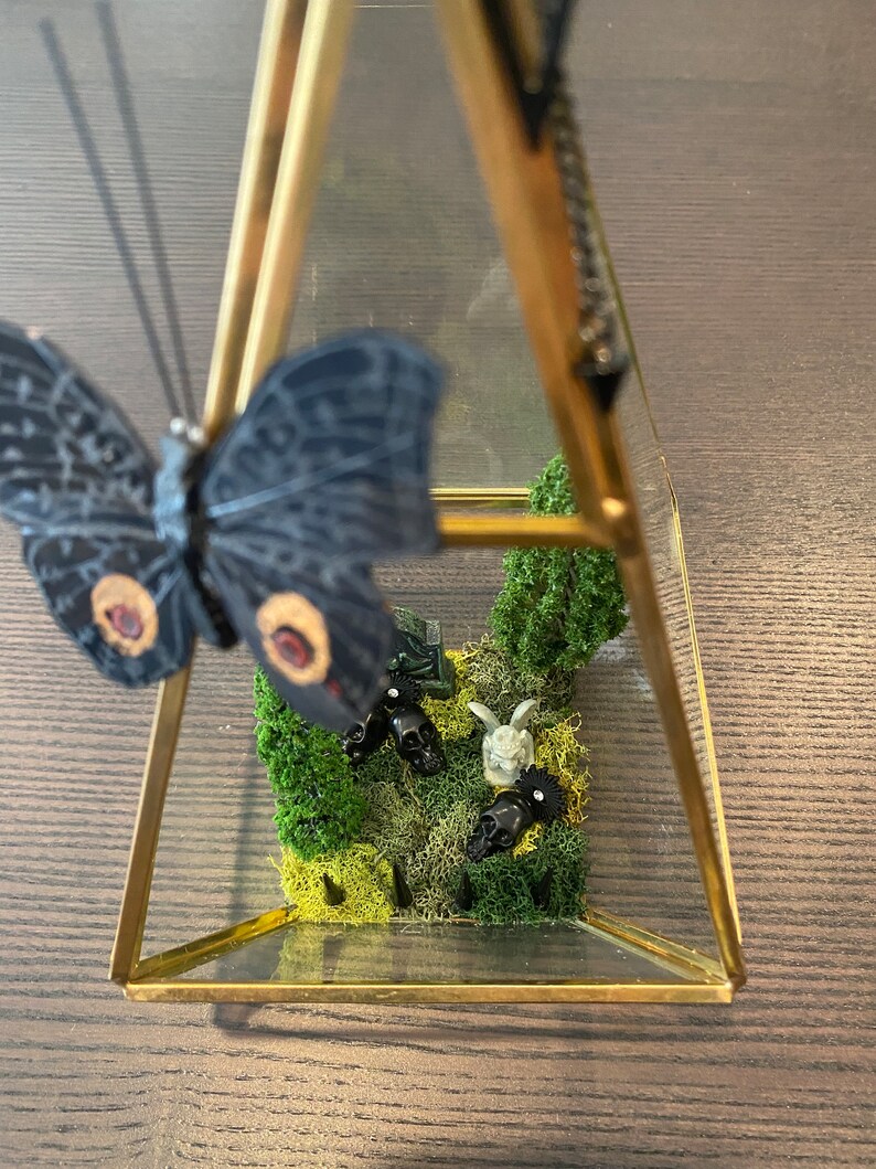 Cemeterrarium Spooky Pyramid Terrarium With Loop for Hanging, Creepy ...