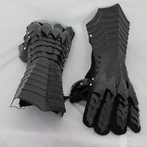 Medieval Nazgul Gloves Set - Black Nazgul Gauntlets Steel Medieval ...
