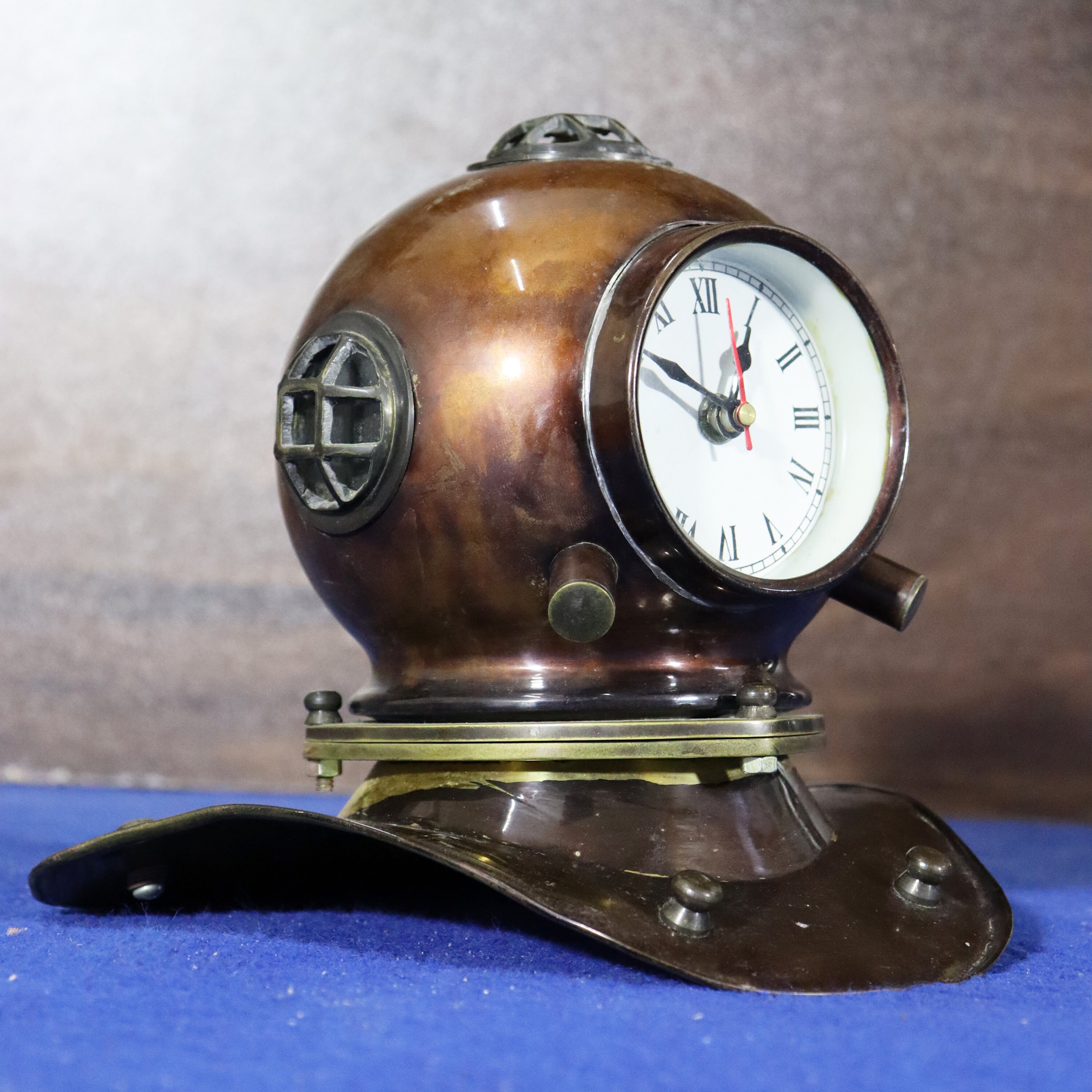Scuba Diving Divers Helmet Replica Desk Clock - Etsy Australia