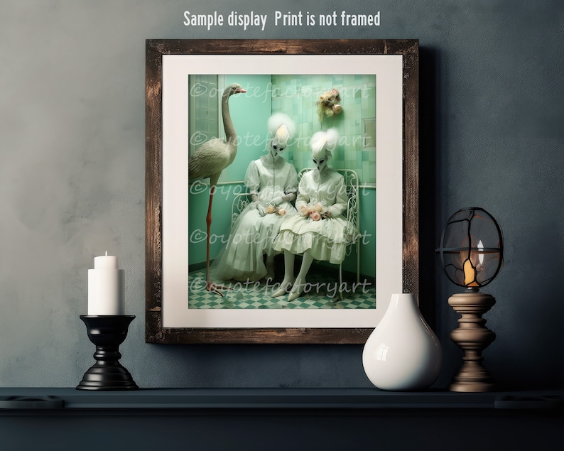 Pop Surrealism, Weird Ladies and Bird, Surreal Strange Fantasy Art ...