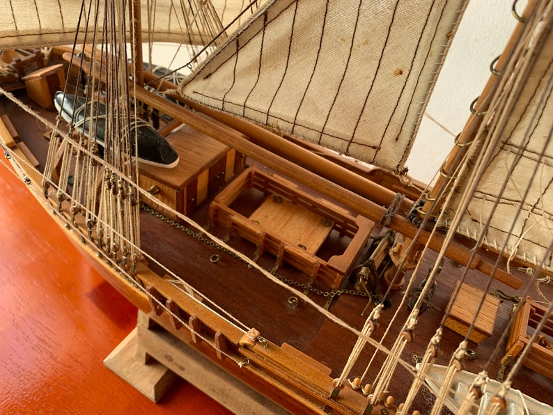 Detailed Ship Model of the COTE D'ÉMERAUDE - Etsy Israel