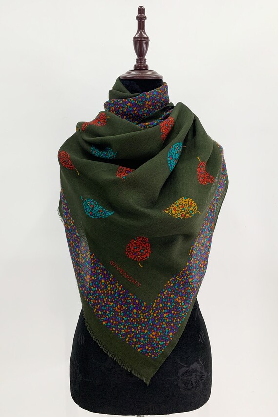 Givenchy Scarf Pattern