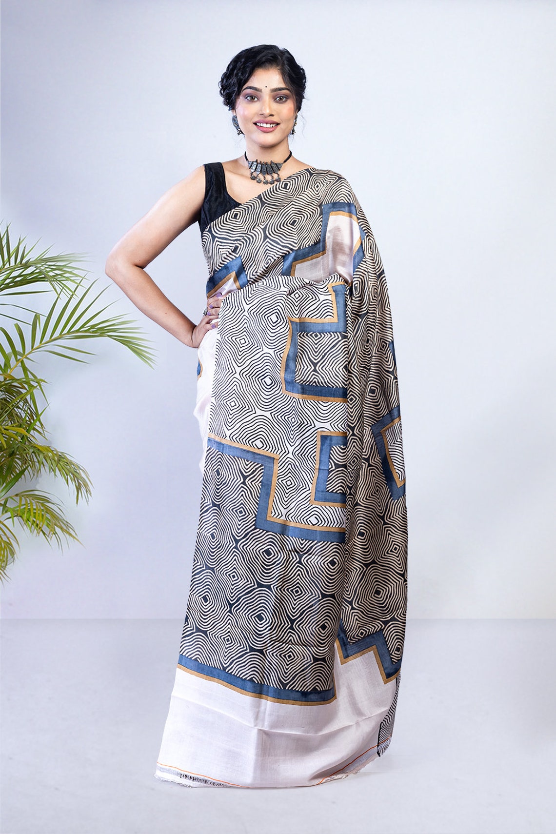 Classy Silver Grey Saree From Ramdhanu Ethnic - Etsy