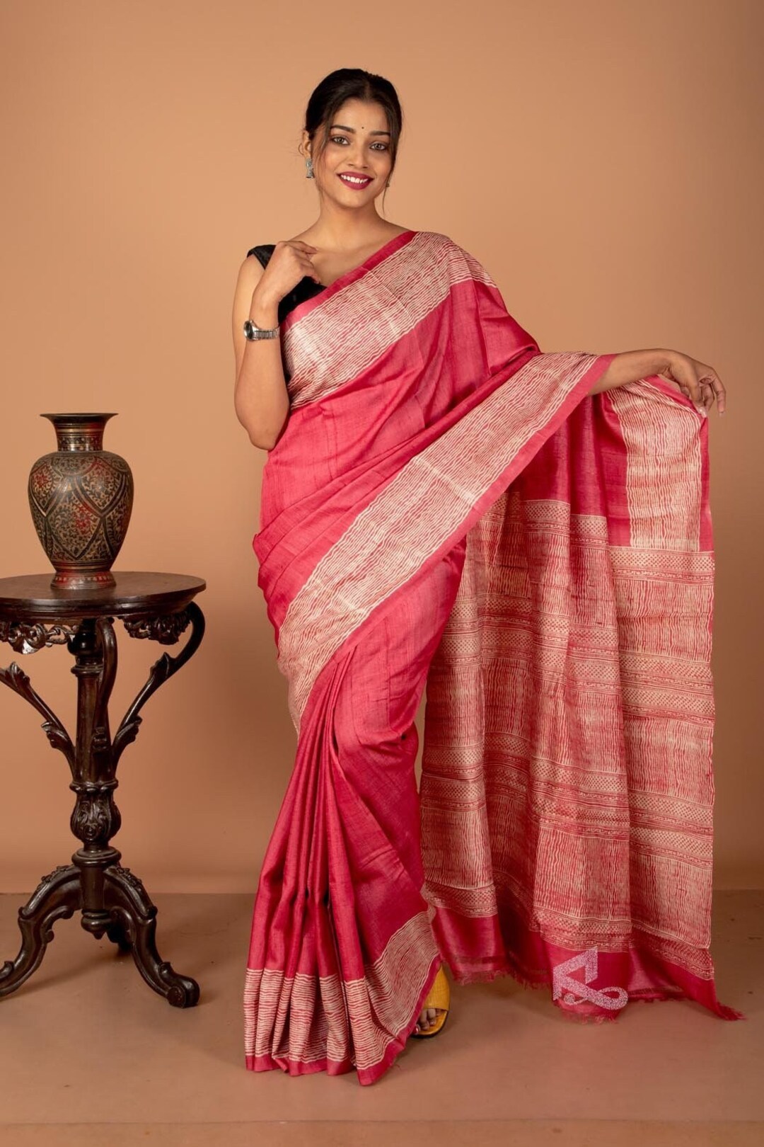 Sober Peach Color Saree With Minimalist Look | Hand Block Printed Pure ...