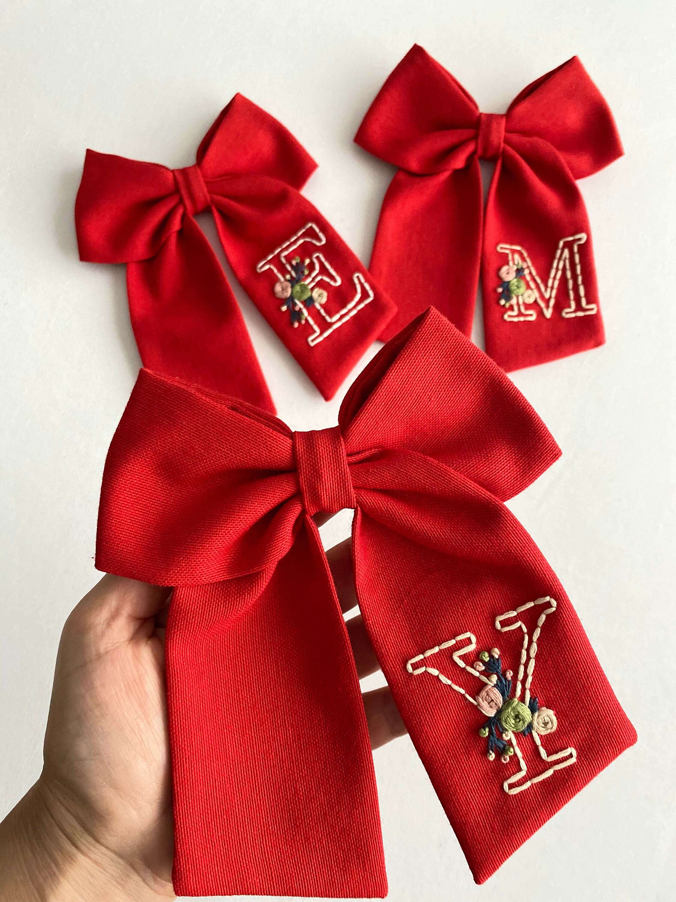 Initial Hand Embroidered Hair Bow.personalized Bow,lettered Hair Bow ...